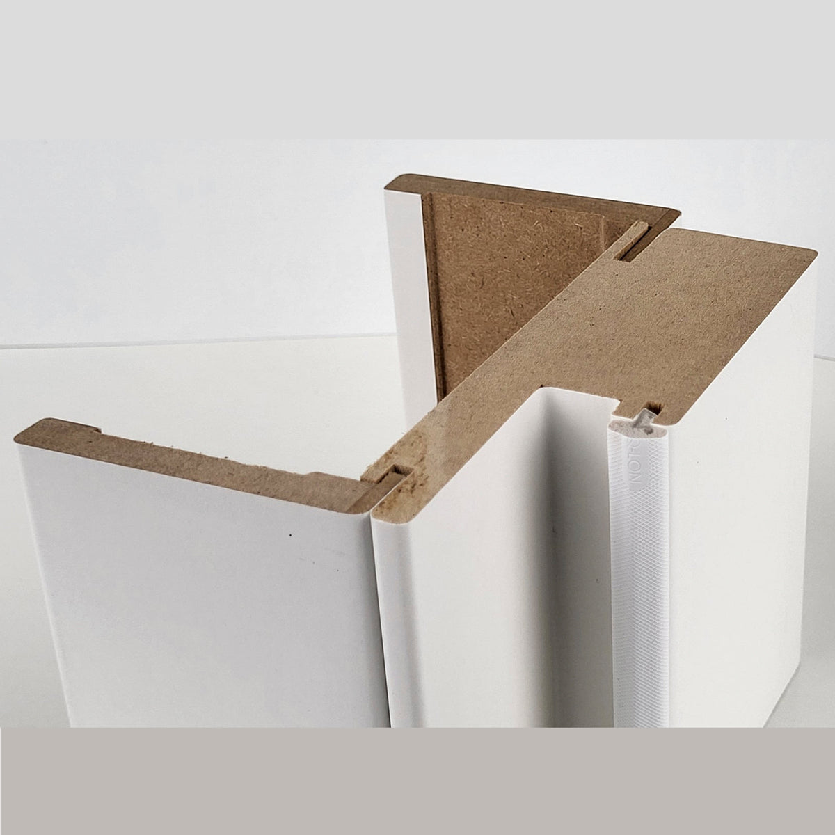 White Laminated Jamb/Casing for Compack 180/90 Hardware Set. Made in I ...